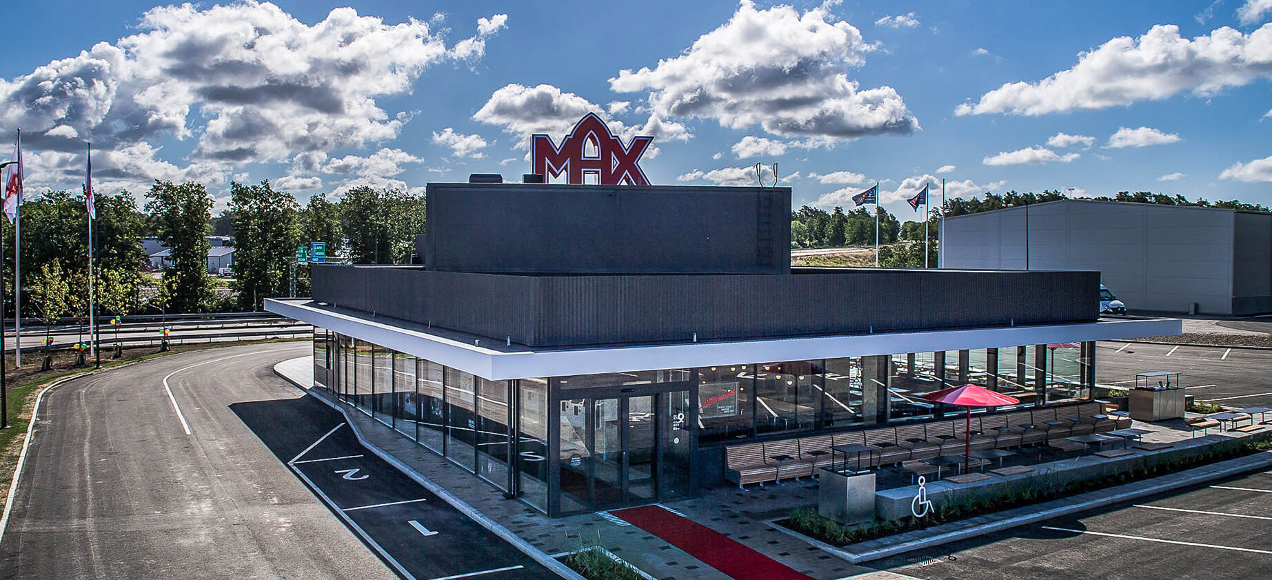 Home of the climate-positive burger - Max Burgers